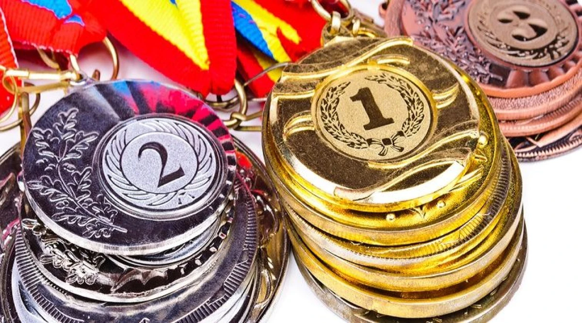 TREI MEDALII DE AUR ȘI UNA DE ARGINT PENTRU ROMÂNIA, LA OLIMPIADA ...